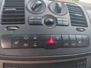 Brown Mercedes-Benz Viano 2011 in Kaunas, with an engine capacity of 2.20 L and mileage of 260 thousand km for 12000 €, photo 10 on AUTOMOTO.COM.LV