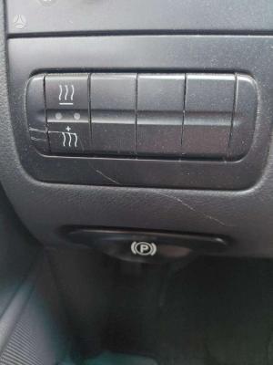 Brown Mercedes-Benz Viano 2011 in Kaunas, with an engine capacity of 2.20 L and mileage of 260 thousand km for 12000 €, photo 15 on AUTOMOTO.COM.LV