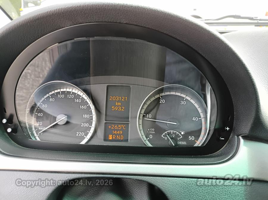 Brūns Mercedes-Benz Viano 2013 Tartu, ar dzinēja tilpumu 3.00 L un nobraukumu 203 tūkst. km par 16990 €, foto 11 vietnē AUTOMOTO.COM.LV