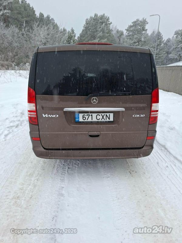 Brown Mercedes-Benz Viano 2014 in Tallinn, with an engine capacity of 3.00 L and mileage of 128 thousand km for 22800 €, photo 7 on AUTOMOTO.COM.LV