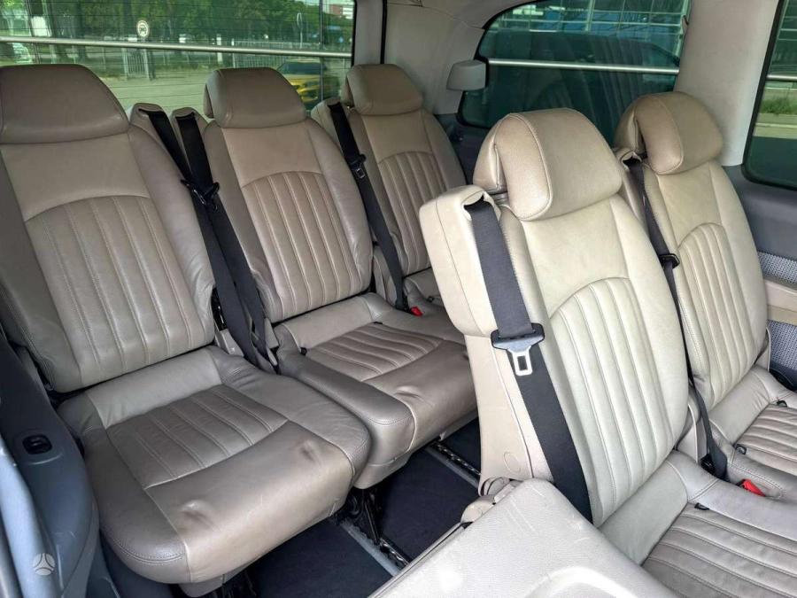 Green Mercedes-Benz Viano 2010 in Klaipeda, with an engine capacity of 2.99 L and mileage of 224 thousand km for 7700 €, photo 28 on AUTOMOTO.COM.LV