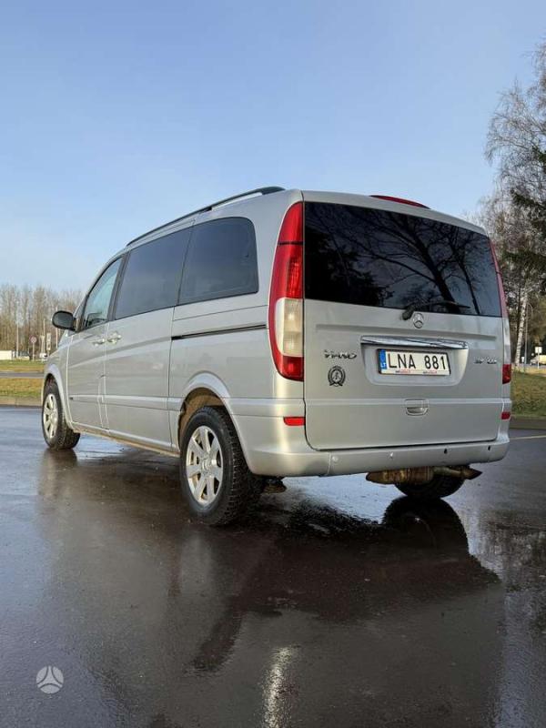 Pelēks Mercedes-Benz Viano 2006 Viļņa, ar dzinēja tilpumu 2.15 L un nobraukumu 396 tūkst. km par 4500 €, foto 7 vietnē AUTOMOTO.COM.LV