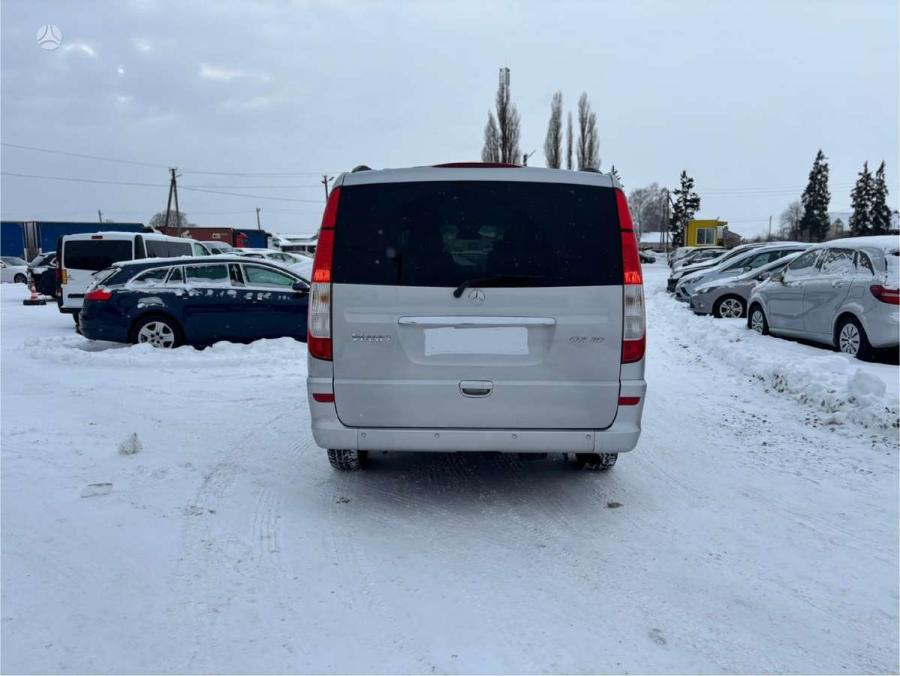 Grey Mercedes-Benz Viano 2007 in Taurage, with an engine capacity of 2.99 L and mileage of 257 thousand km for 7200 €, photo 8 on AUTOMOTO.COM.LV