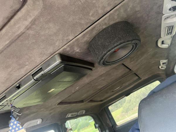 Grey Mercedes-Benz Viano 2008 in Alytus, with an engine capacity of 2.20 L and mileage of 480 thousand km for 2800 €, photo 6 on AUTOMOTO.COM.LV