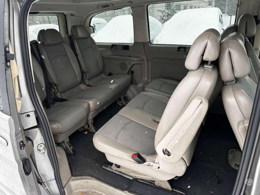 Pelēks Mercedes-Benz Viano 2009 Tauragė, ar dzinēja tilpumu 2.15 L un nobraukumu 285 tūkst. km par 6000 €, foto 6 vietnē AUTOMOTO.COM.LV