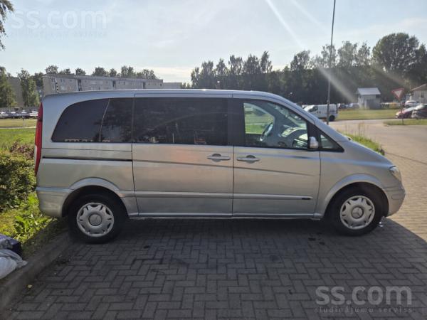 Grey Mercedes-Benz Viano 2004 in Riga, with an engine capacity of 2.20 L and mileage of 315 thousand km for 4300 €, photo 2 on AUTOMOTO.COM.LV