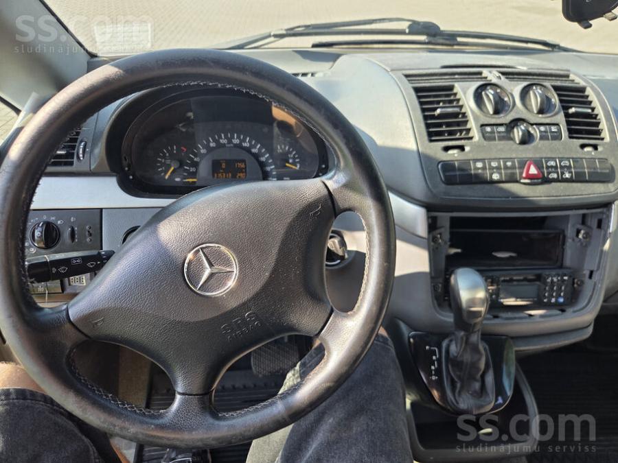 Pelēks Mercedes-Benz Viano 2004 Rīga, ar dzinēja tilpumu 2.20 L un nobraukumu 315 tūkst. km par 4300 €, foto 7 vietnē AUTOMOTO.COM.LV