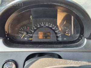 Pelēks Mercedes-Benz Viano 2004 Rīga, ar dzinēja tilpumu 2.20 L un nobraukumu 315 tūkst. km par 4300 €, foto 8 vietnē AUTOMOTO.COM.LV