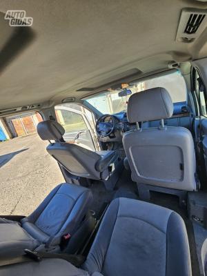 Grey Mercedes-Benz Viano 2004 in Kaunas, with an engine capacity of 2.20 L and mileage of 395 thousand km for 2500 €, photo 14 on AUTOMOTO.COM.LV