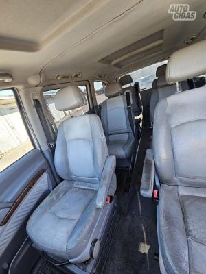 Pelēks Mercedes-Benz Viano 2004 Kauņa, ar dzinēja tilpumu 2.20 L un nobraukumu 395 tūkst. km par 2500 €, foto 10 vietnē AUTOMOTO.COM.LV