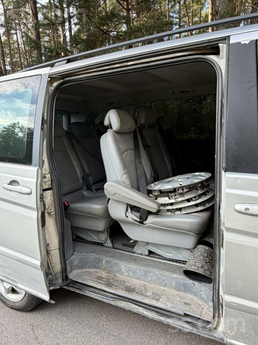 Pelēks Mercedes-Benz Viano 2006 Jūrmala, ar dzinēja tilpumu 2.10 L un nobraukumu 382 tūkst. km par 3200 €, foto 7 vietnē AUTOMOTO.COM.LV