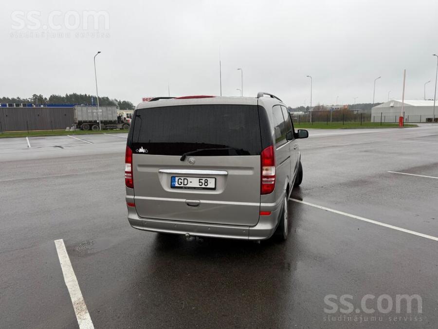 Pelēks Mercedes-Benz Viano 2013 Rīga, ar dzinēja tilpumu 3.00 L un nobraukumu 303 tūkst. km par 11900 €, foto 5 vietnē AUTOMOTO.COM.LV
