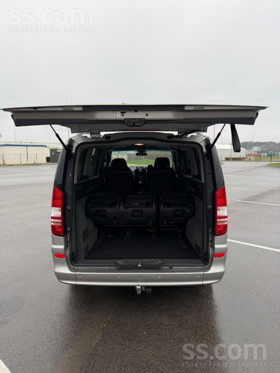 Pelēks Mercedes-Benz Viano 2013 Rīga, ar dzinēja tilpumu 3.00 L un nobraukumu 303 tūkst. km par 11900 €, foto 9 vietnē AUTOMOTO.COM.LV