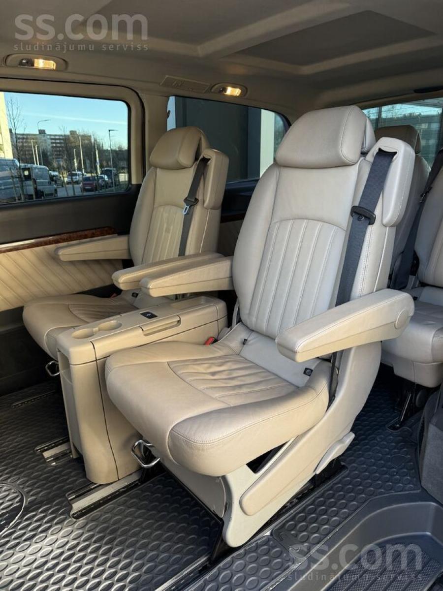 Grey Mercedes-Benz Viano 2013 in Tallinn, with an engine capacity of 2.20 L and mileage of 200 thousand km for 19999 €, photo 20 on AUTOMOTO.COM.LV