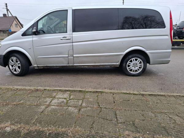 Pelēks Mercedes-Benz Viano 2004 Marijampole, ar dzinēja tilpumu 2.20 L un nobraukumu 410 tūkst. km par 2800 €, foto 2 vietnē AUTOMOTO.COM.LV