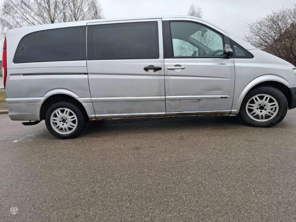 Pelēks Mercedes-Benz Viano 2004 Marijampole, ar dzinēja tilpumu 2.20 L un nobraukumu 410 tūkst. km par 2800 €, foto 3 vietnē AUTOMOTO.COM.LV