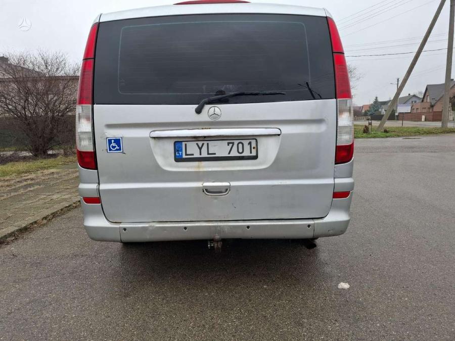 Pelēks Mercedes-Benz Viano 2004 Marijampole, ar dzinēja tilpumu 2.20 L un nobraukumu 410 tūkst. km par 2800 €, foto 4 vietnē AUTOMOTO.COM.LV