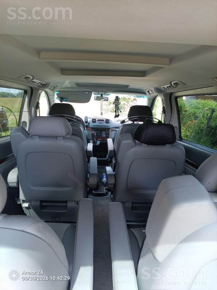 Grey Mercedes-Benz Viano 2007 in Valmiera, with an engine capacity of 3.00 L and mileage of 0 thousand km for 7000 €, photo 4 on AUTOMOTO.COM.LV