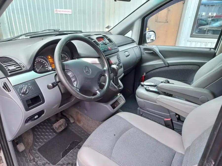 Pelēks Mercedes-Benz Viano 2008 Rīga, ar dzinēja tilpumu 2.20 L un nobraukumu 300 tūkst. km par 4490 €, foto 12 vietnē AUTOMOTO.COM.LV
