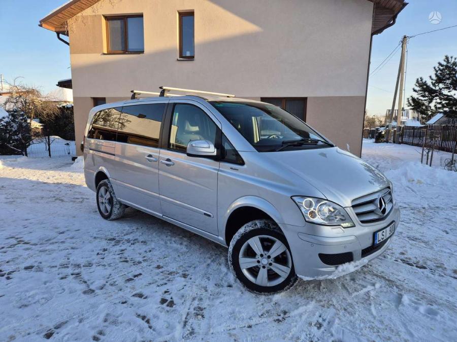 Grey Mercedes-Benz Viano 2011 in Kedainiai, with an engine capacity of 2.14 L and mileage of 296 thousand km for 16700 €, photo 1 on AUTOMOTO.COM.LV