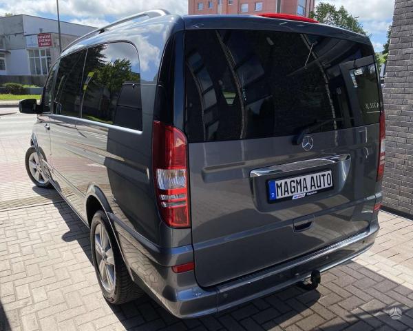 Pelēks Mercedes-Benz Viano 2011 Marijampole, ar dzinēja tilpumu 2.99 L un nobraukumu 214 tūkst. km par 15250 €, foto 5 vietnē AUTOMOTO.COM.LV