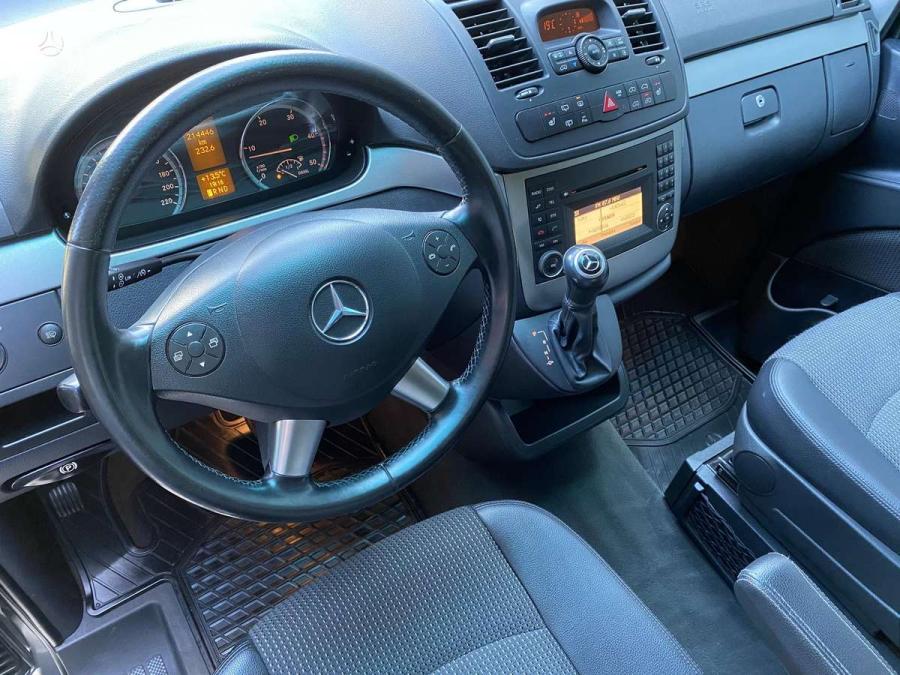 Pelēks Mercedes-Benz Viano 2011 Marijampole, ar dzinēja tilpumu 2.99 L un nobraukumu 214 tūkst. km par 15250 €, foto 25 vietnē AUTOMOTO.COM.LV