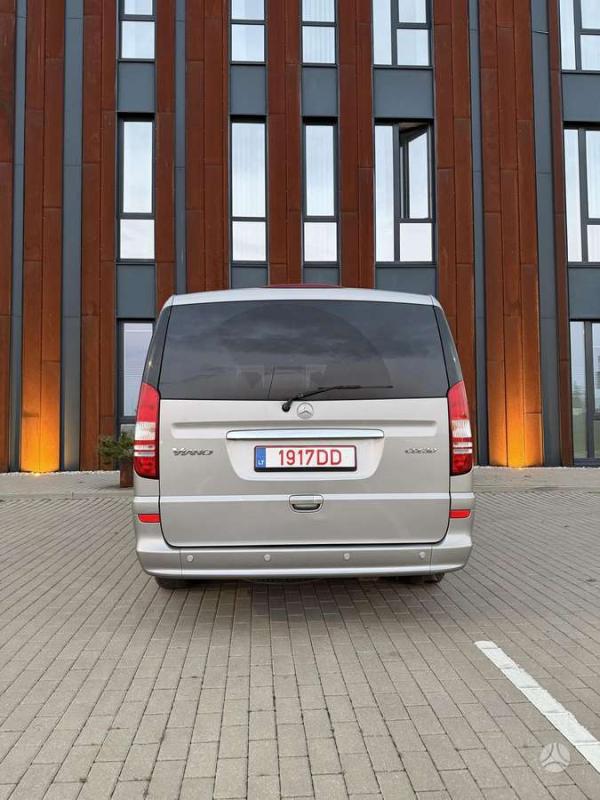Мерседес Виано 2012 в Каунас на AUTOMOTO.COM.LV Серый Мерседес Виано 2012 в Каунас, объемом двигателя 2.99 л и пробегом 354 тыс. км за 10750 €, фото 8 на AUTOMOTO.COM.LV