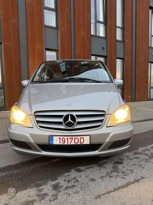 Мерседес Виано 2012 в Каунас на AUTOMOTO.COM.LV Серый Мерседес Виано 2012 в Каунас, объемом двигателя 2.99 л и пробегом 354 тыс. км за 10750 €, фото 9 на AUTOMOTO.COM.LV