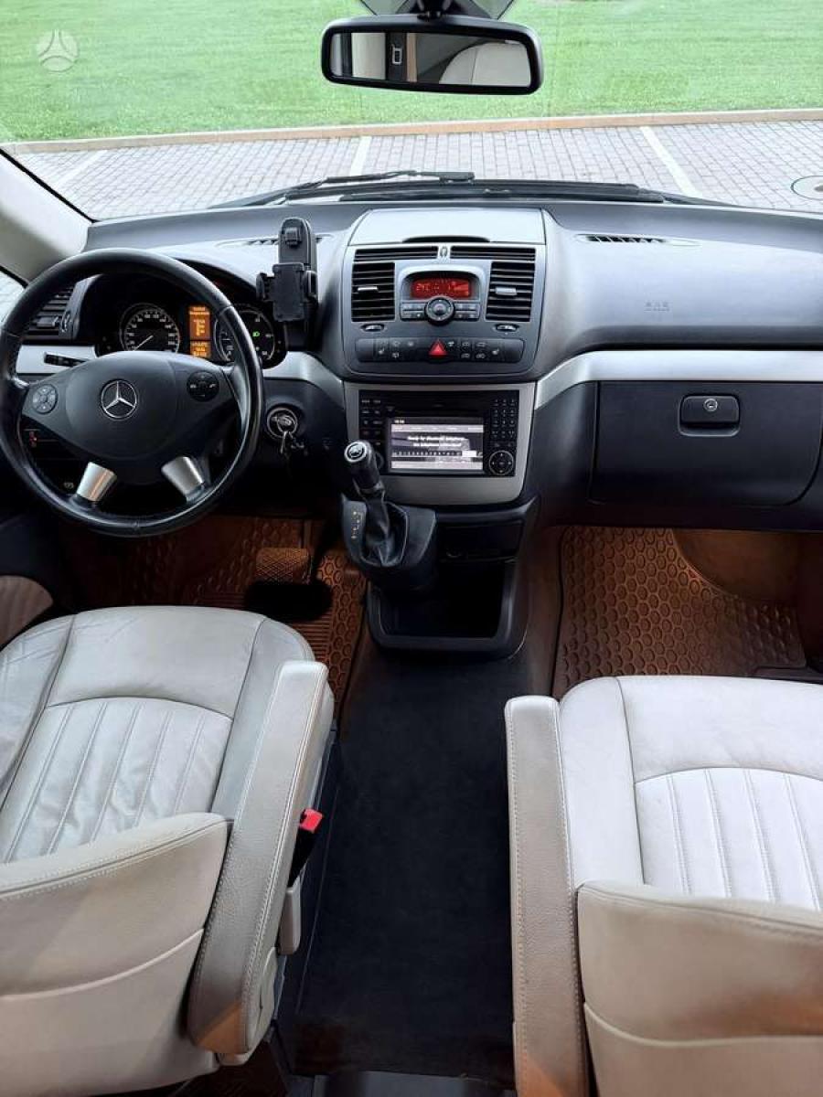 Pelēks Mercedes-Benz Viano 2012 Kauņa, ar dzinēja tilpumu 2.99 L un nobraukumu 354 tūkst. km par 10750 €, foto 12 vietnē AUTOMOTO.COM.LV