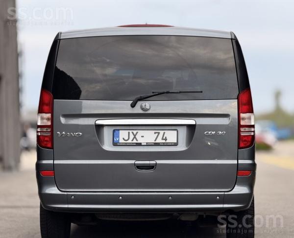 Pelēks Mercedes-Benz Viano 2016 Rīga, ar dzinēja tilpumu 3.00 L un nobraukumu 247 tūkst. km par 15500 €, foto 5 vietnē AUTOMOTO.COM.LV