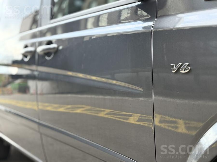Pelēks Mercedes-Benz Viano 2016 Rīga, ar dzinēja tilpumu 3.00 L un nobraukumu 247 tūkst. km par 15500 €, foto 12 vietnē AUTOMOTO.COM.LV