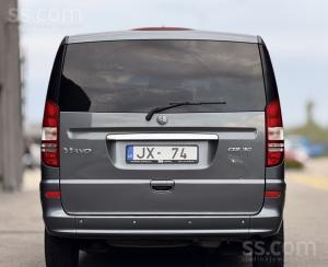 Pelēks Mercedes-Benz Viano 2016 Rīga, ar dzinēja tilpumu 3.00 L un nobraukumu 247 tūkst. km par 14800 €, foto 6 vietnē AUTOMOTO.COM.LV
