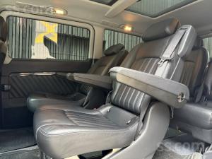 Pelēks Mercedes-Benz Viano 2016 Rīga, ar dzinēja tilpumu 3.00 L un nobraukumu 247 tūkst. km par 14800 €, foto 18 vietnē AUTOMOTO.COM.LV