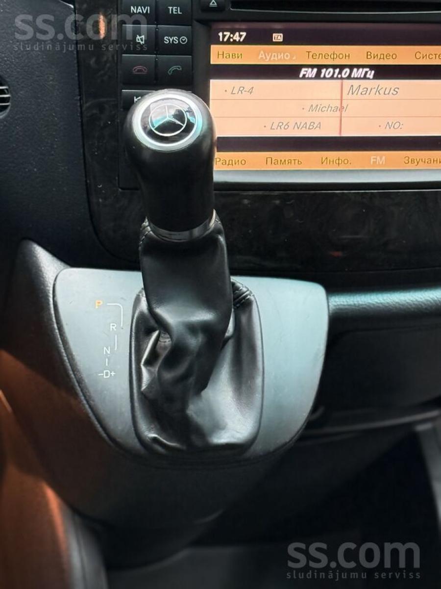 Pelēks Mercedes-Benz Viano 2016 Rīga, ar dzinēja tilpumu 3.00 L un nobraukumu 247 tūkst. km par 14800 €, foto 23 vietnē AUTOMOTO.COM.LV