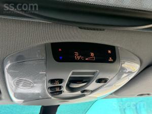 Pelēks Mercedes-Benz Viano 2016 Rīga, ar dzinēja tilpumu 3.00 L un nobraukumu 247 tūkst. km par 14800 €, foto 28 vietnē AUTOMOTO.COM.LV
