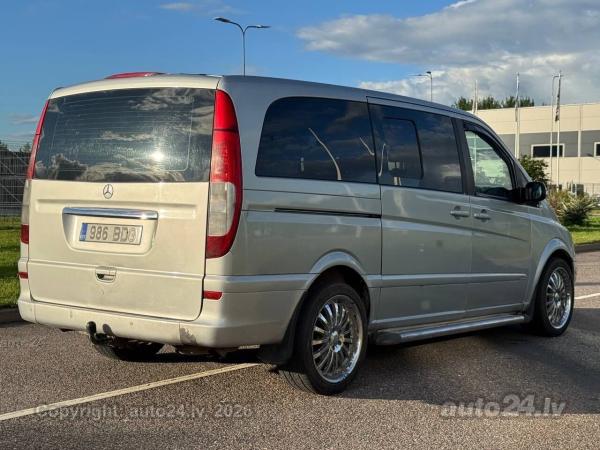 Pelēks Mercedes-Benz Viano 2004 Tallina, ar dzinēja tilpumu 2.10 L un nobraukumu 0 tūkst. km par 5800 €, foto 5 vietnē AUTOMOTO.COM.LV