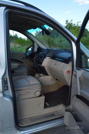 Grey Mercedes-Benz Viano 2008 in Tartu, with an engine capacity of 3.00 L and mileage of 354 thousand km for 4990 €, photo 15 on AUTOMOTO.COM.LV