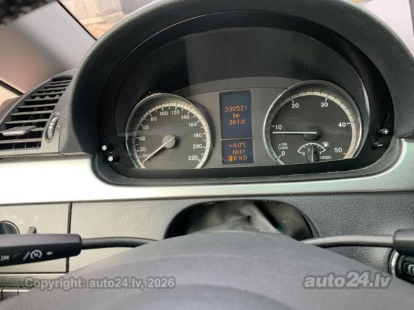 Grey Mercedes-Benz Viano 2011 in Tallinn, with an engine capacity of 2.10 L and mileage of 210 thousand km for 11990 €, photo 10 on AUTOMOTO.COM.LV