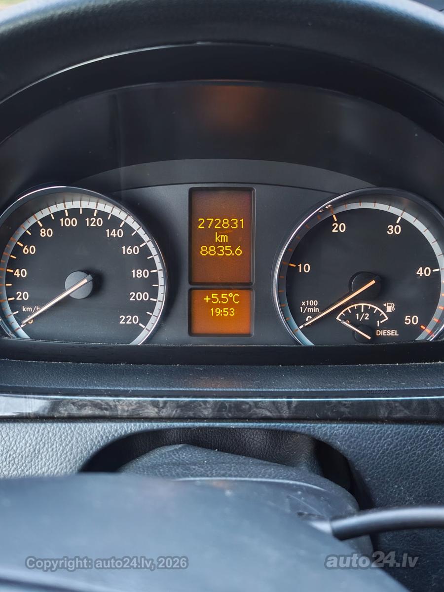 Grey Mercedes-Benz Viano 2011 in Riga, with an engine capacity of 3.00 L and mileage of 273 thousand km for 12900 €, photo 14 on AUTOMOTO.COM.LV