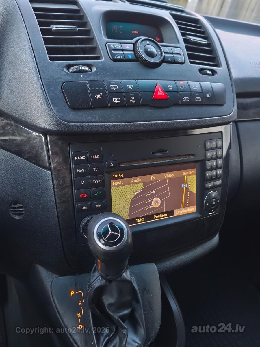 Grey Mercedes-Benz Viano 2011 in Riga, with an engine capacity of 3.00 L and mileage of 273 thousand km for 12900 €, photo 16 on AUTOMOTO.COM.LV