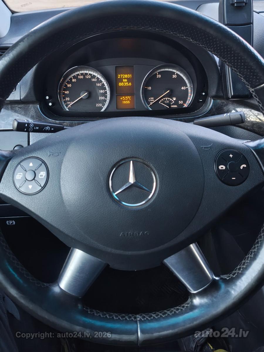 Grey Mercedes-Benz Viano 2011 in Riga, with an engine capacity of 3.00 L and mileage of 273 thousand km for 12900 €, photo 17 on AUTOMOTO.COM.LV