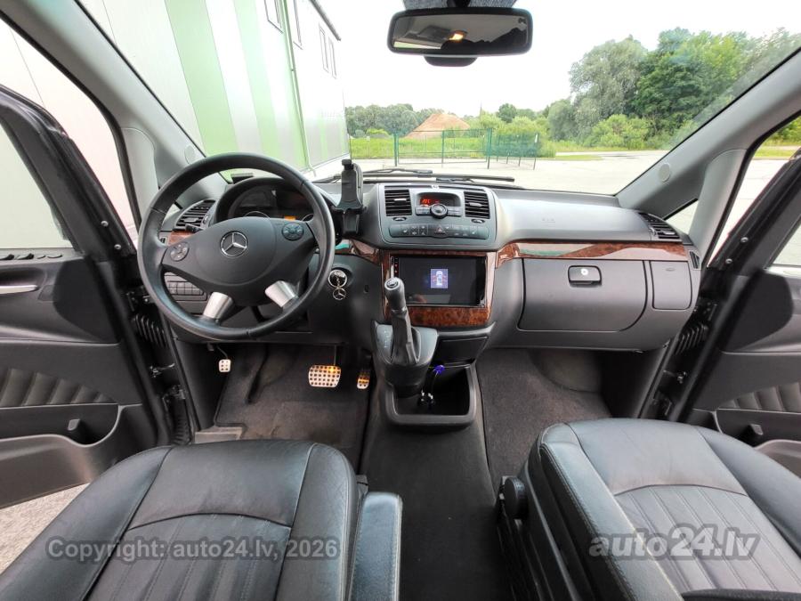 Pelēks Mercedes-Benz Viano 2011 Tallina, ar dzinēja tilpumu 3.00 L un nobraukumu 329 tūkst. km par 15900 €, foto 10 vietnē AUTOMOTO.COM.LV