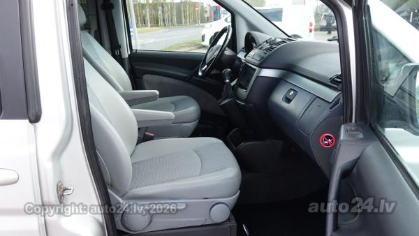 Pelēks Mercedes-Benz Viano 2012 Tartu, ar dzinēja tilpumu 3.00 L un nobraukumu 245 tūkst. km par 14990 €, foto 7 vietnē AUTOMOTO.COM.LV