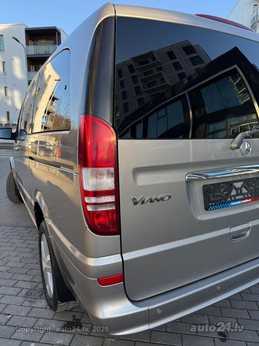 Pelēks Mercedes-Benz Viano 2013 Tallina, ar dzinēja tilpumu 2.20 L un nobraukumu 200 tūkst. km par 19990 €, foto 9 vietnē AUTOMOTO.COM.LV