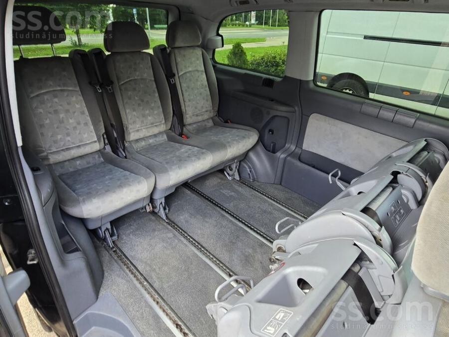Mercedes-Benz Viano 2004 in Riga, with an engine capacity of 2.20 L and mileage of 305 thousand km for 4900 €, photo 15 on AUTOMOTO.COM.LV