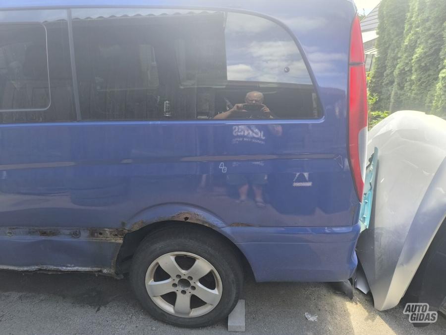 Mercedes-Benz Viano 2005 Radviliškis, ar dzinēja tilpumu 2.20 L un nobraukumu 334 tūkst. km par 1250 €, foto 6 vietnē AUTOMOTO.COM.LV