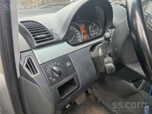 Mercedes-Benz Viano 2012 Rīga, ar dzinēja tilpumu 3.00 L un nobraukumu 304 tūkst. km par 7300 €, foto 6 vietnē AUTOMOTO.COM.LV