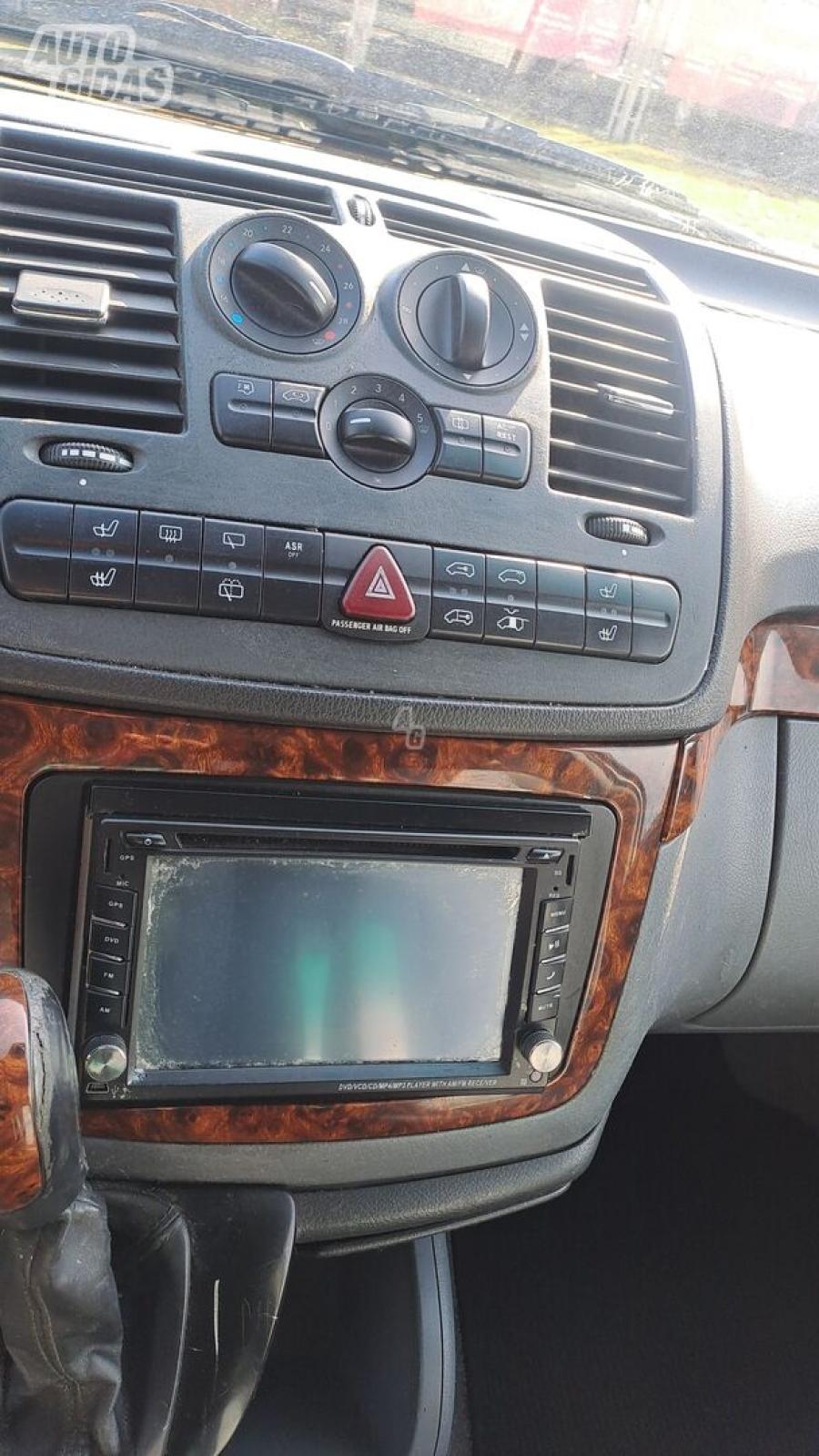 Mercedes-Benz Viano 2005 Viļņa, ar dzinēja tilpumu 2.10 L un nobraukumu 389 tūkst. km par 5500 €, foto 9 vietnē AUTOMOTO.COM.LV