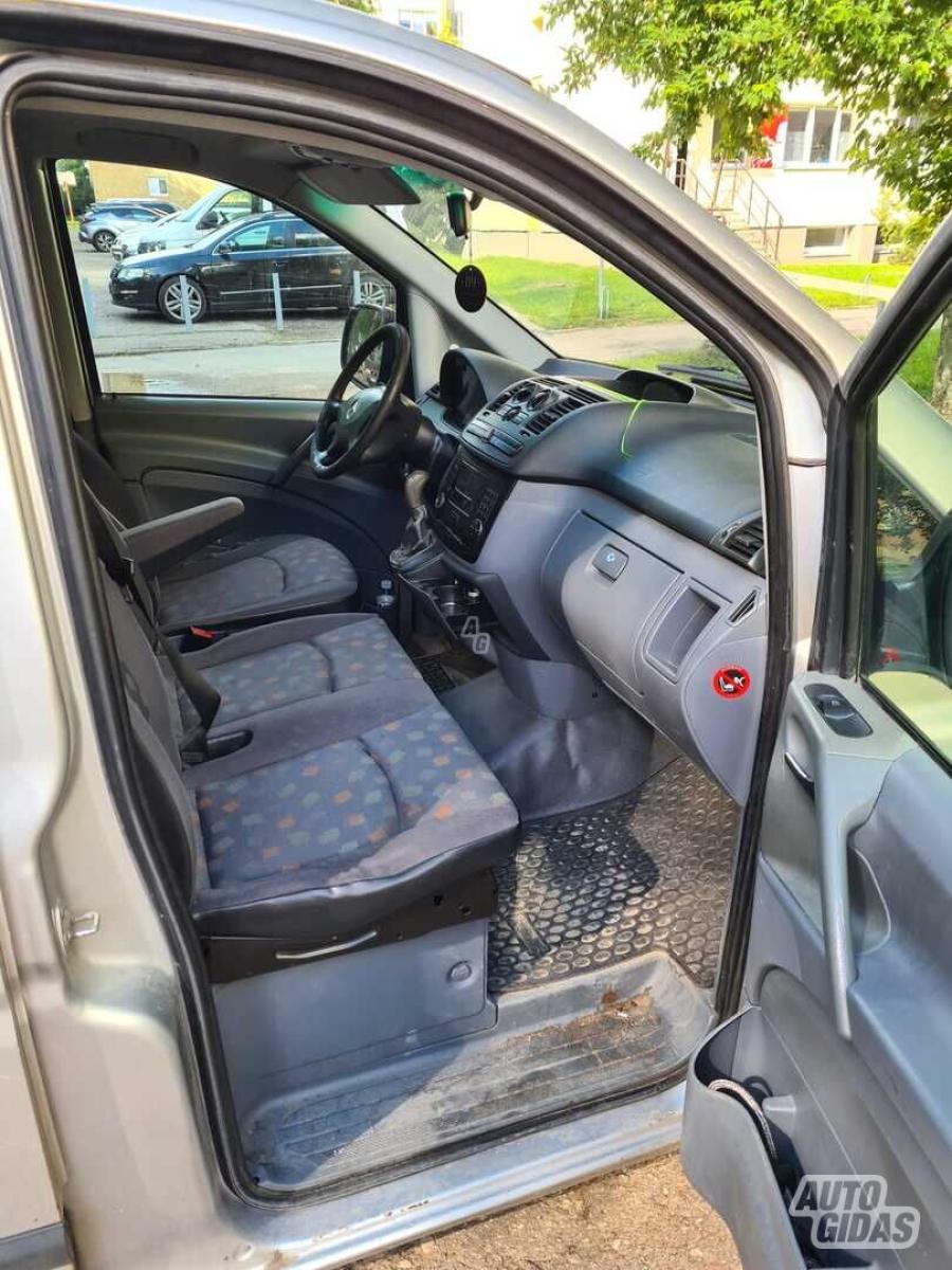 Mercedes-Benz Viano 2006 Panevēža, ar dzinēja tilpumu 3.00 L un nobraukumu 354 tūkst. km par 4000 €, foto 3 vietnē AUTOMOTO.COM.LV