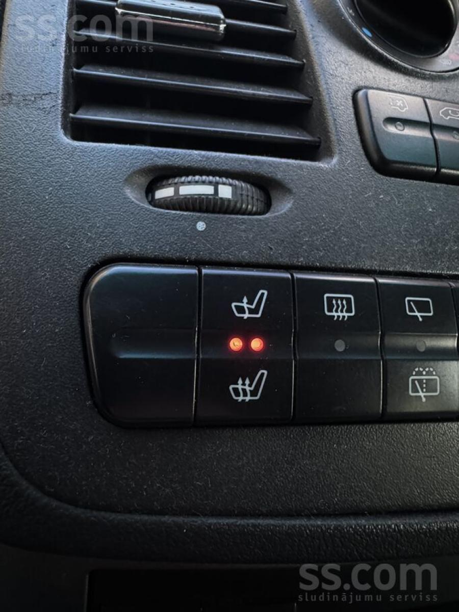 Mercedes-Benz Viano 2009 in Riga, with an engine capacity of 3.00 L and mileage of 28 thousand km for 7400 €, photo 17 on AUTOMOTO.COM.LV